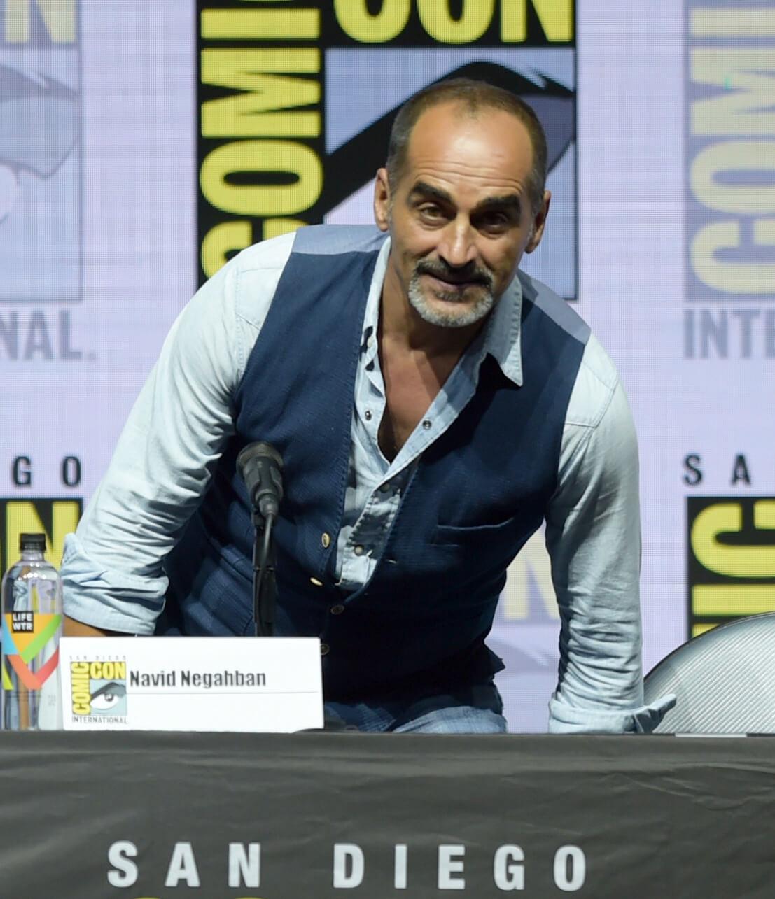 Navid Negahban — Biografi Aktor, Film, Penghargaan & Fakta