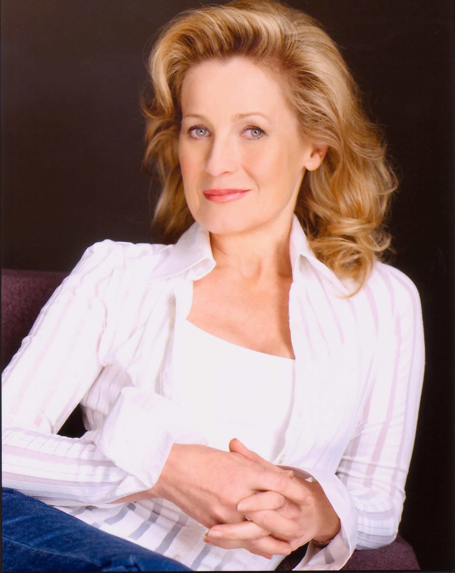 Kate Trotter — Biografi Aktor, Film, Penghargaan & Fakta