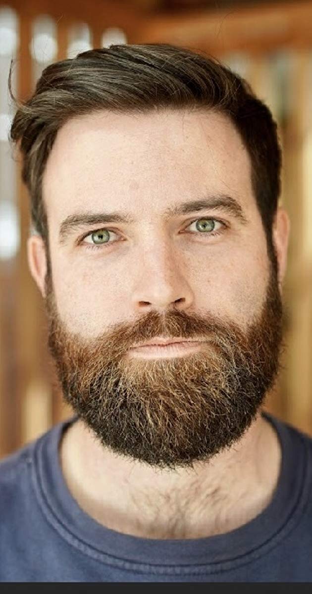 Tom England — Biografi Aktor, Film, Penghargaan & Fakta