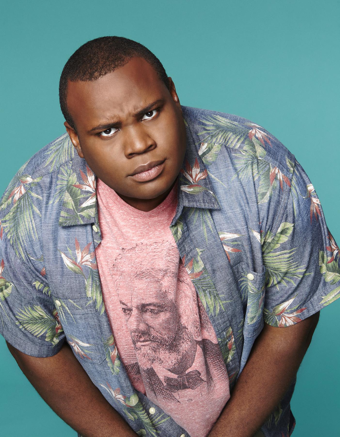 James Earl — Biografi Aktor, Film, Penghargaan & Fakta James Earl — Biografi Aktor, Film, Penghargaan & Fakta