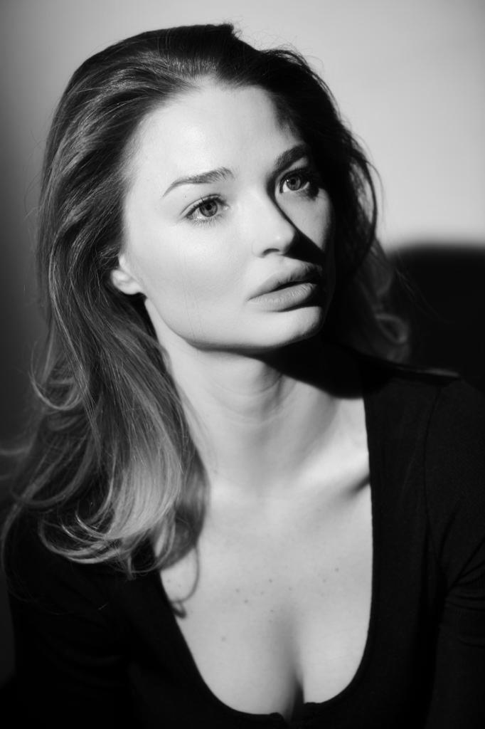 Emma Rigby — Biografi Aktor, Film, Penghargaan & Fakta