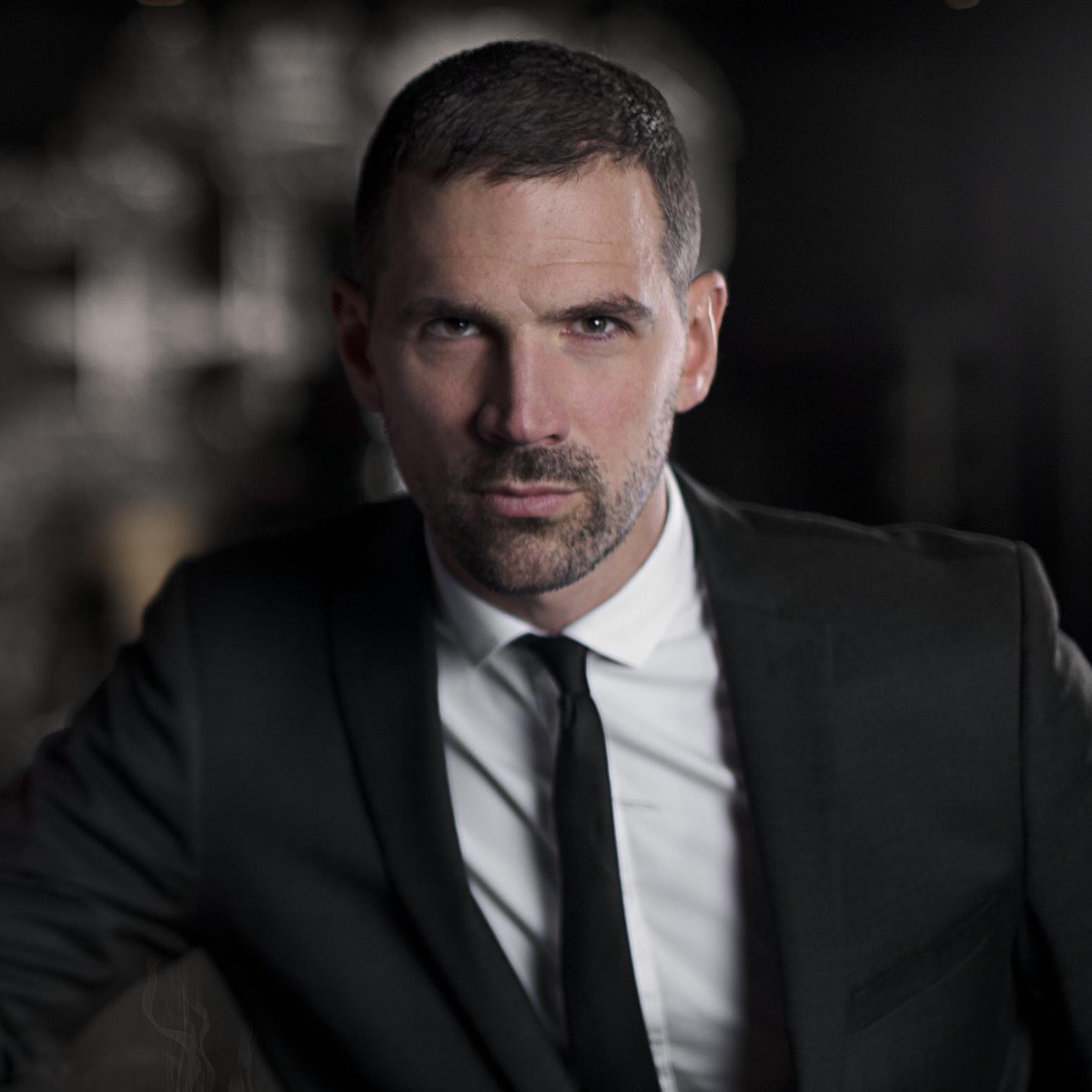 Kenneth M. Christensen — Biografi Aktor, Film, Penghargaan & Fakta