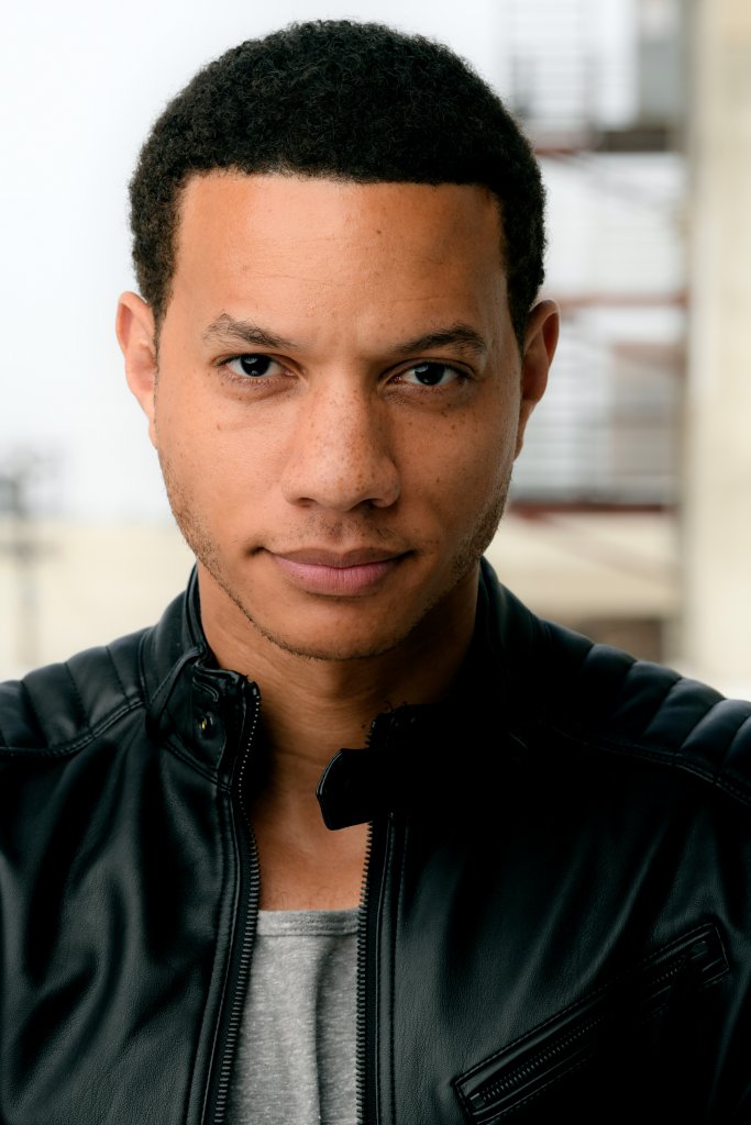 Christopher Allen - Biografi Aktor, Film, Penghargaan & Fakta