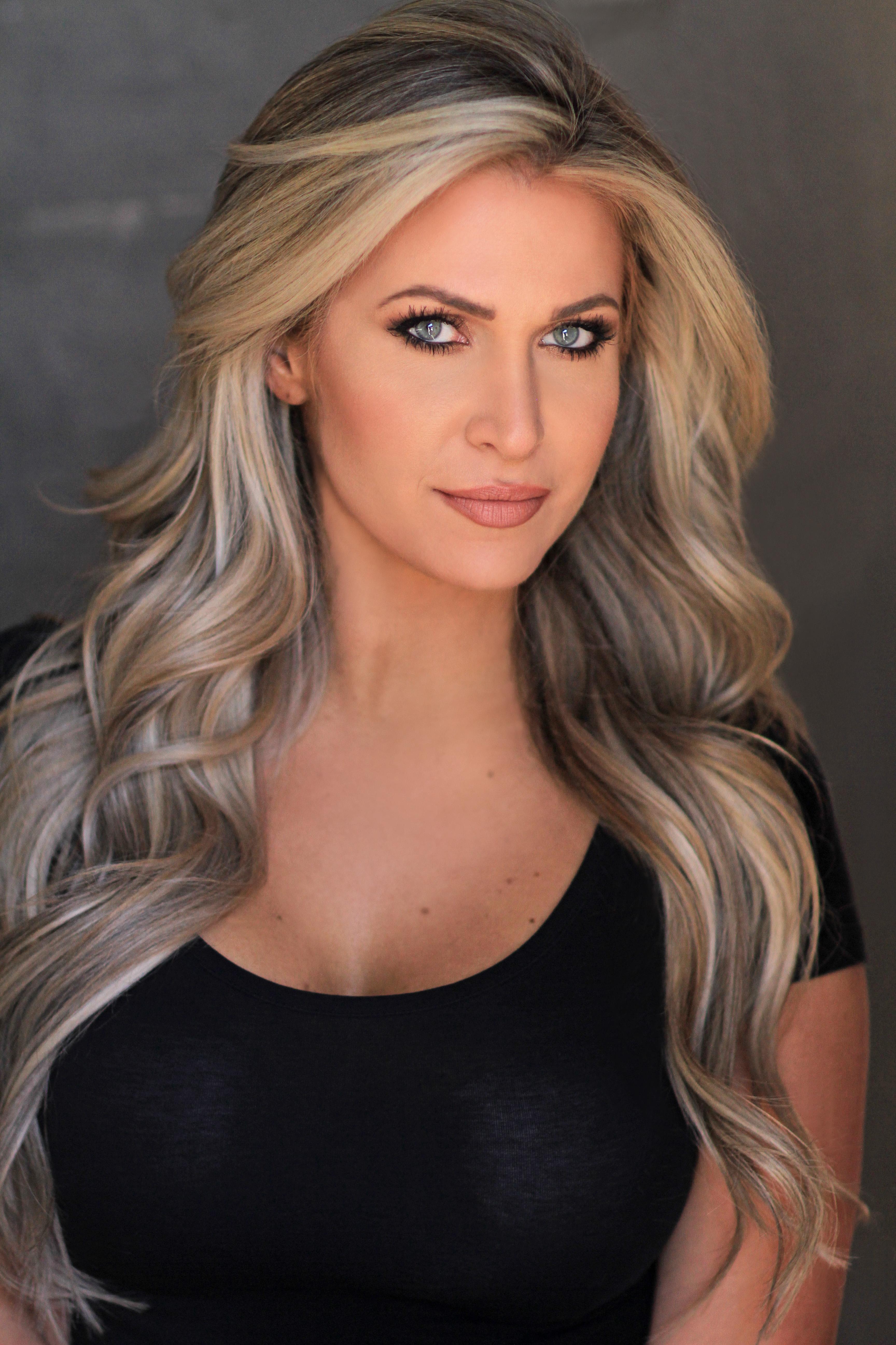 Kayte Giralt — Biografi Aktor, Film, Penghargaan & Fakta