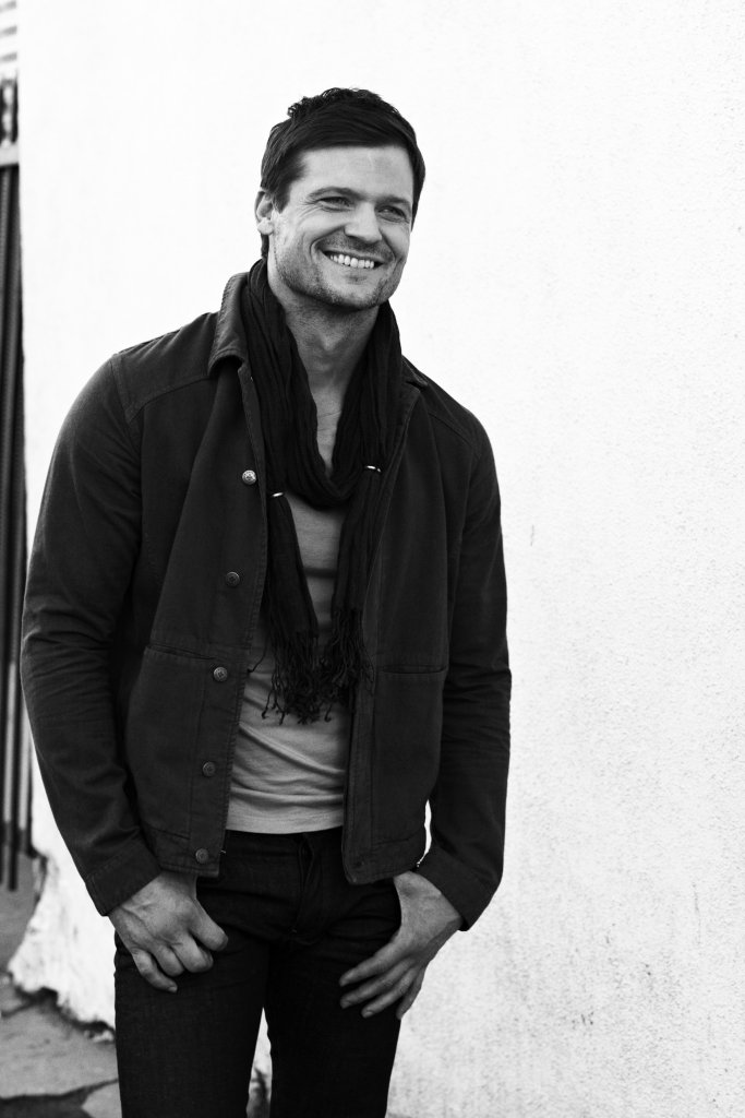 Bailey Chase — Biografi Aktor, Film, Penghargaan & Fakta