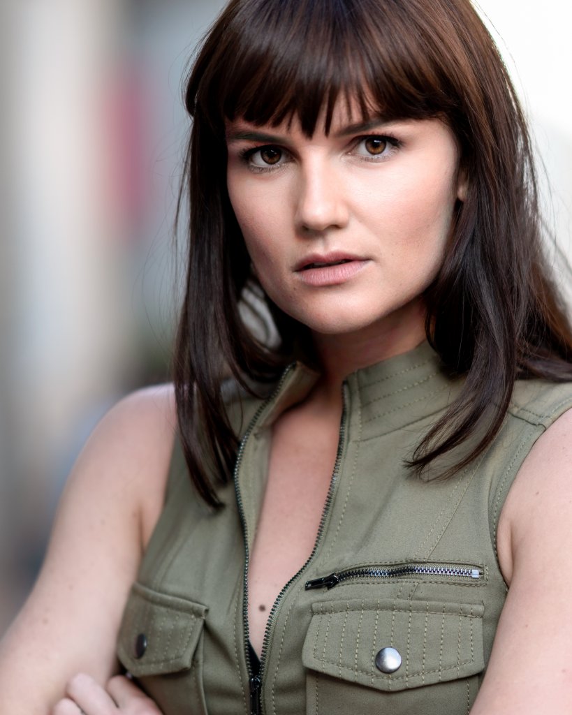 Sarah Booth - Biografi Aktor, Film, Penghargaan & Fakta