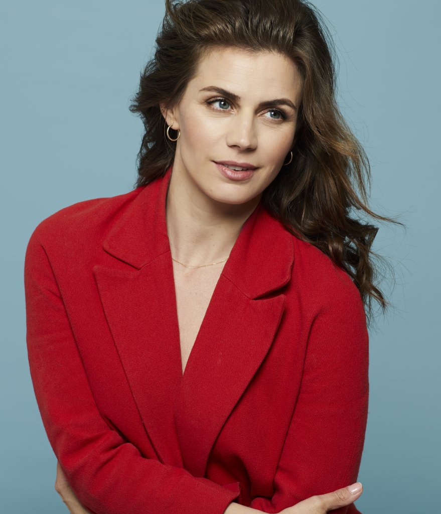 Elise Schaap - Biografi Aktor, Film, Penghargaan & Fakta