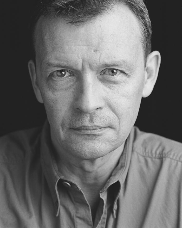 Jan Frycz — Biografi Aktor, Film, Penghargaan & Fakta