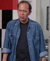 Yayu A.W. Unru — Biografi Aktor, Film, Penghargaan & Fakta