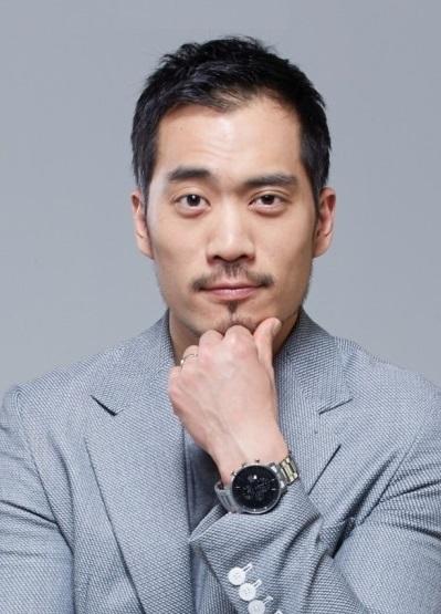 Chang-Hwan Ahn — Biografi Aktor, Film, Penghargaan & Fakta