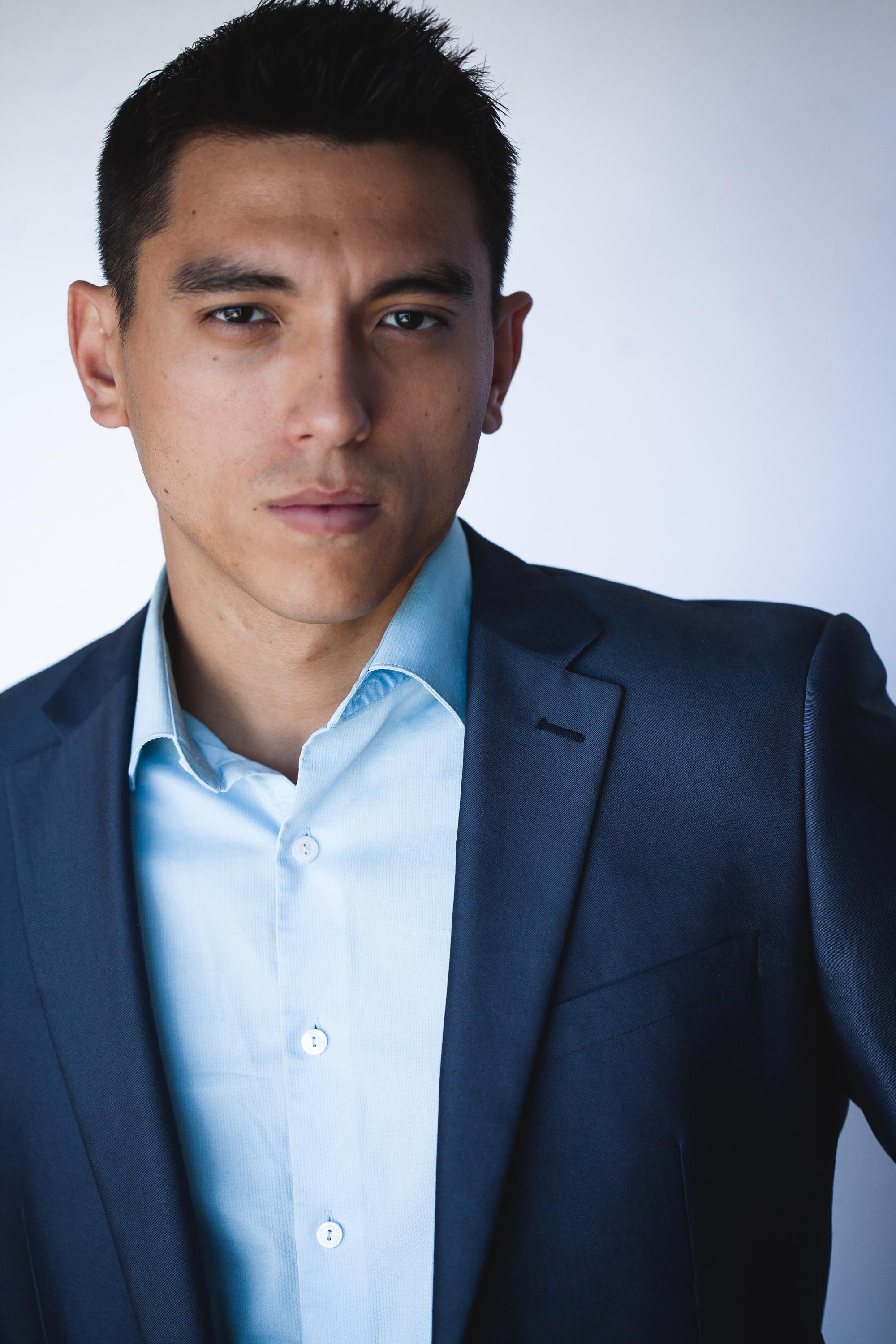 Peter Jang — Biografi Aktor, Film, Penghargaan & Fakta