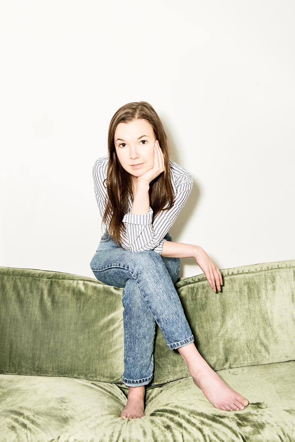 Norah Sadava — Biografi Aktor, Film, Penghargaan & Fakta
